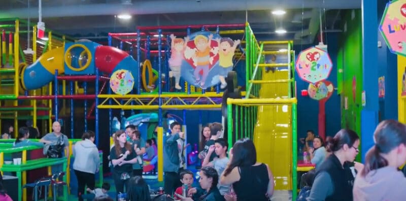 Luv 2 Play (Phoenix, AZ) - Funlandia