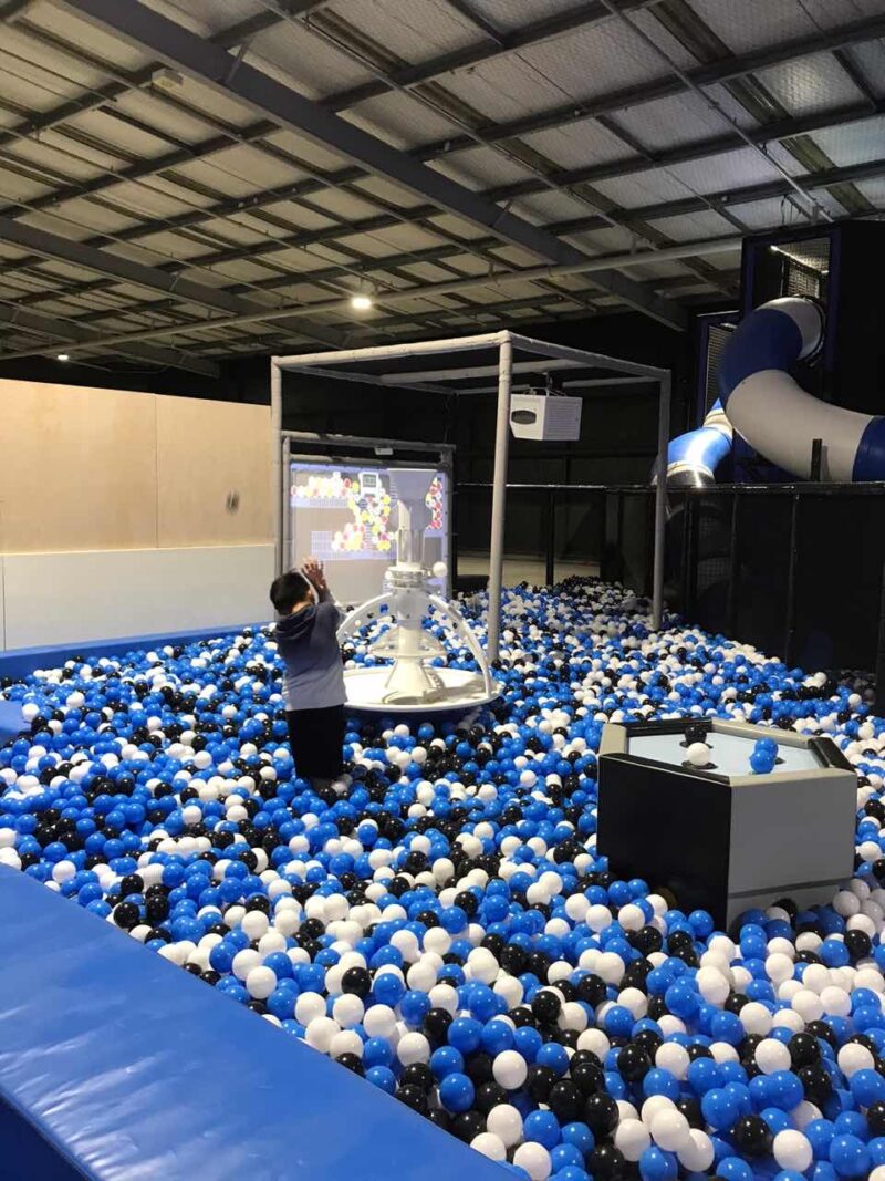 Live Wire Entertainment - Funlandia